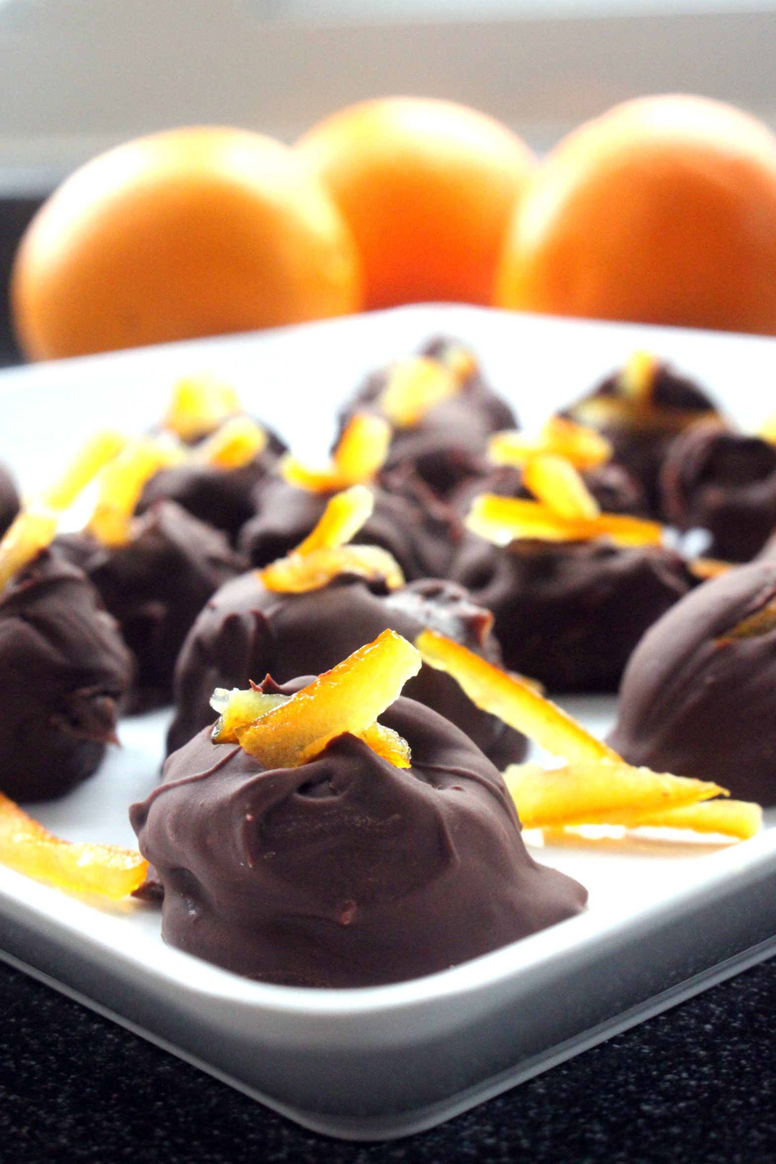 Orangen Pralinen mit kandierten Orangen