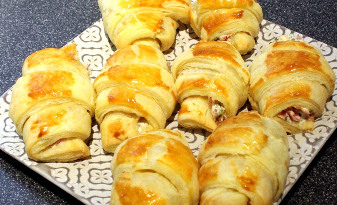 Schinke Gipfeli – Ham Croissant – typical Swiss Finger-food - Pane-Bistecca