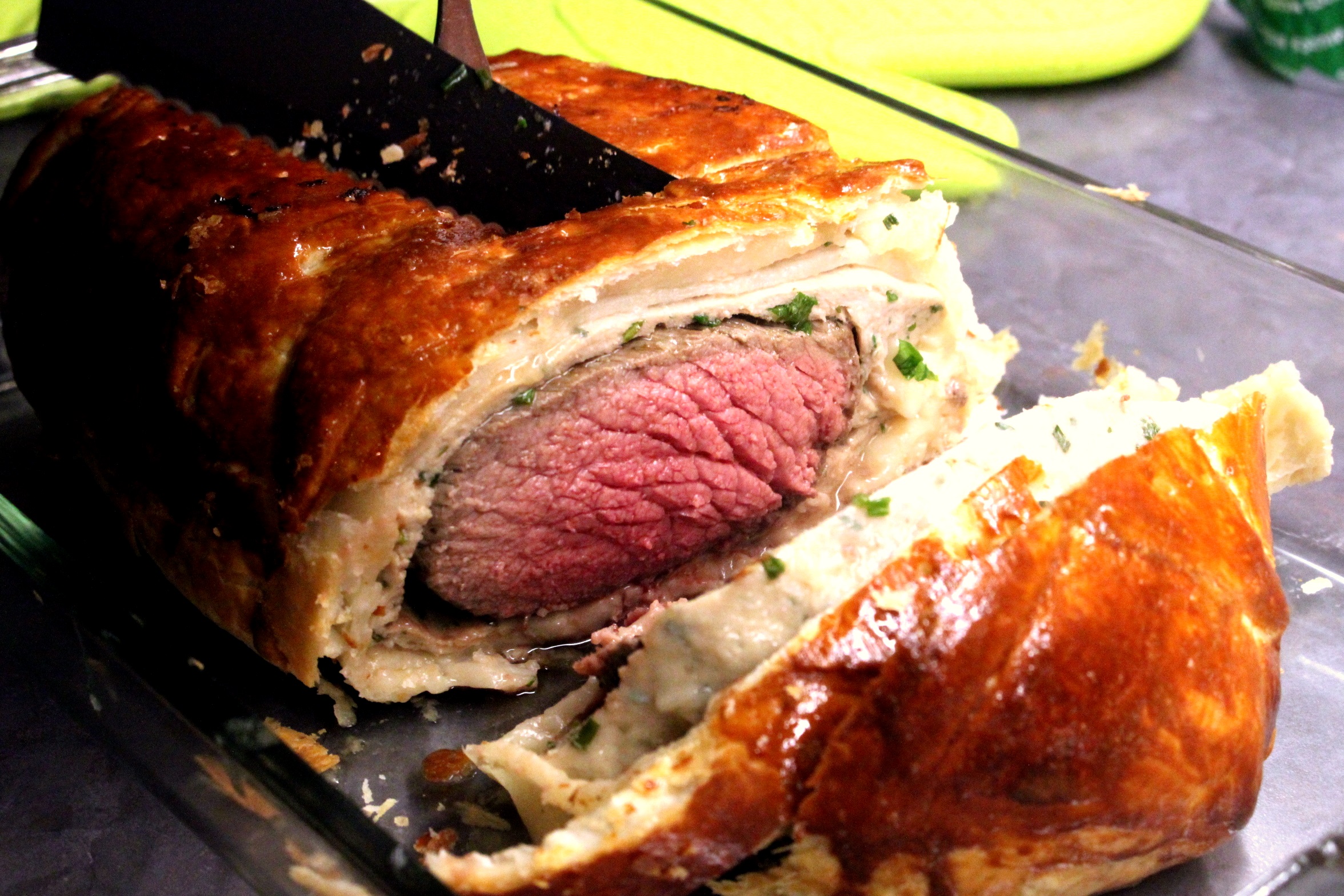 Simon's Rindsfilet im Blätterteig - Simon's Beef Fillet in Puff Pastry ...