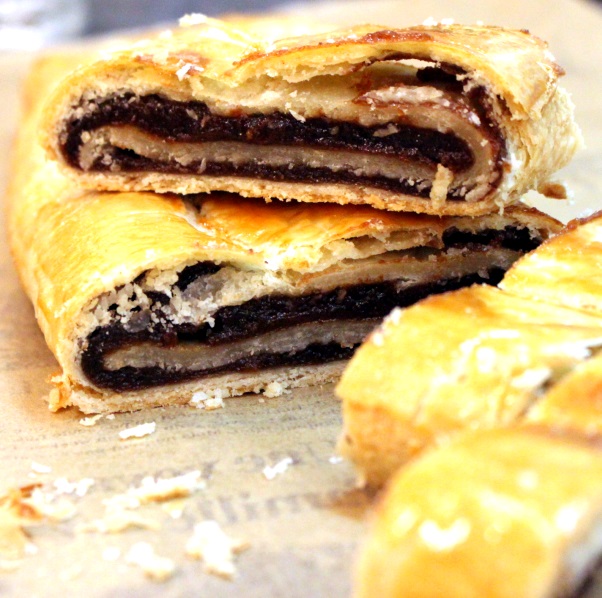 Birewegge - so typisch Schweizerisch - Pear Pastry from Switzerland ...