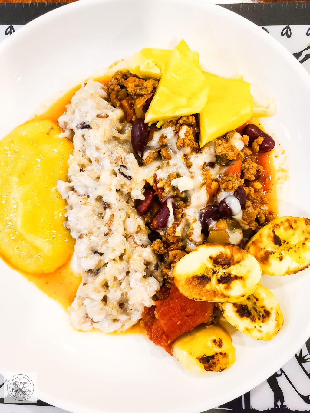Jamaikanische Bananen-Ananas Salsa